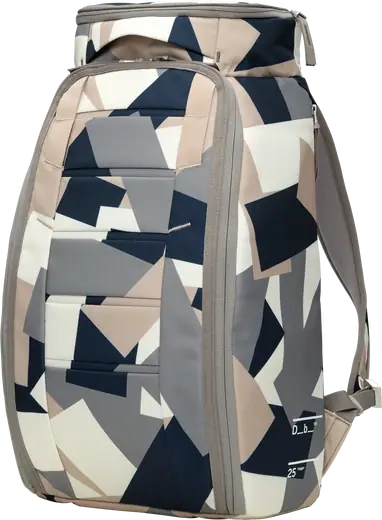 Db Hugger 25L Backpack | SkatePro