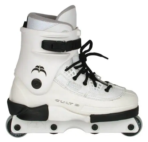 Razors Cult 8 Aggressive Skates | SkatePro